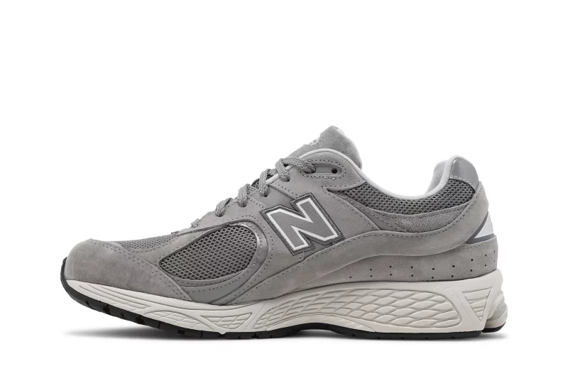 New Balance 2002R Marblehead Light Aluminum – GoldCheetah