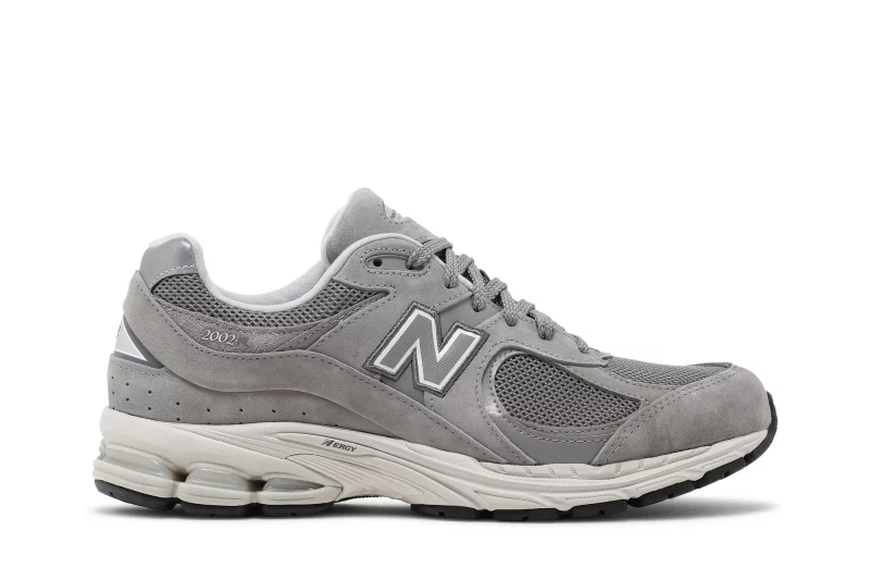 New Balance 2002R Marblehead Light Aluminum - GoldCheetah